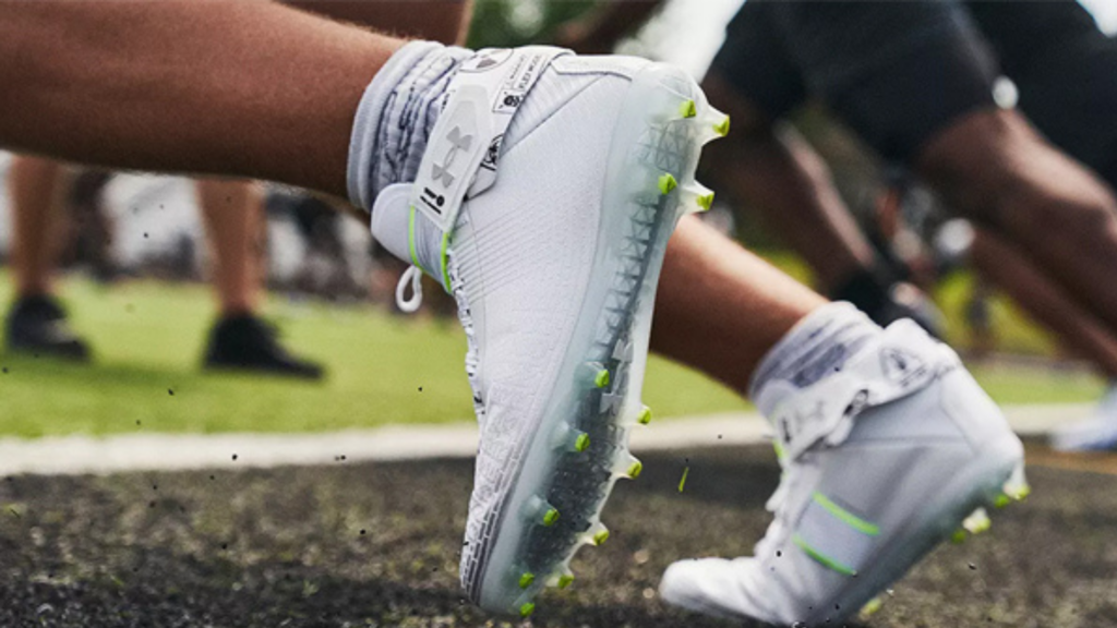 Best Football Cleats For Running Backs - uPlaay