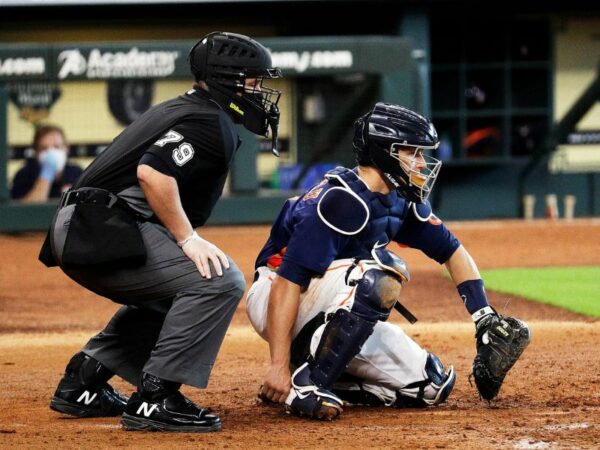 What is an umpire? Decision Makers: Exploring Umpires in Sports